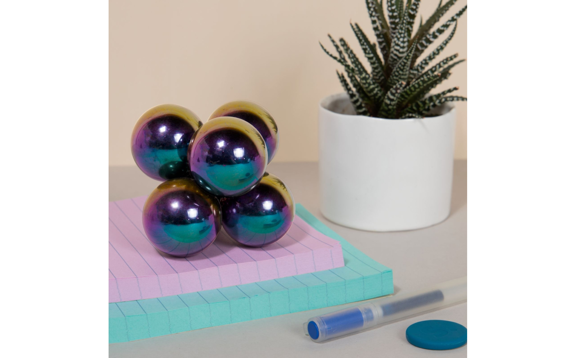 Speks Super Magnetic Balls - Oil Slick - 6 Pack – Sensory